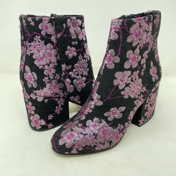 Sam Edelman | Shoes | Sam Edelman Floral Jacquard Ankle Boot Size 7 ...
